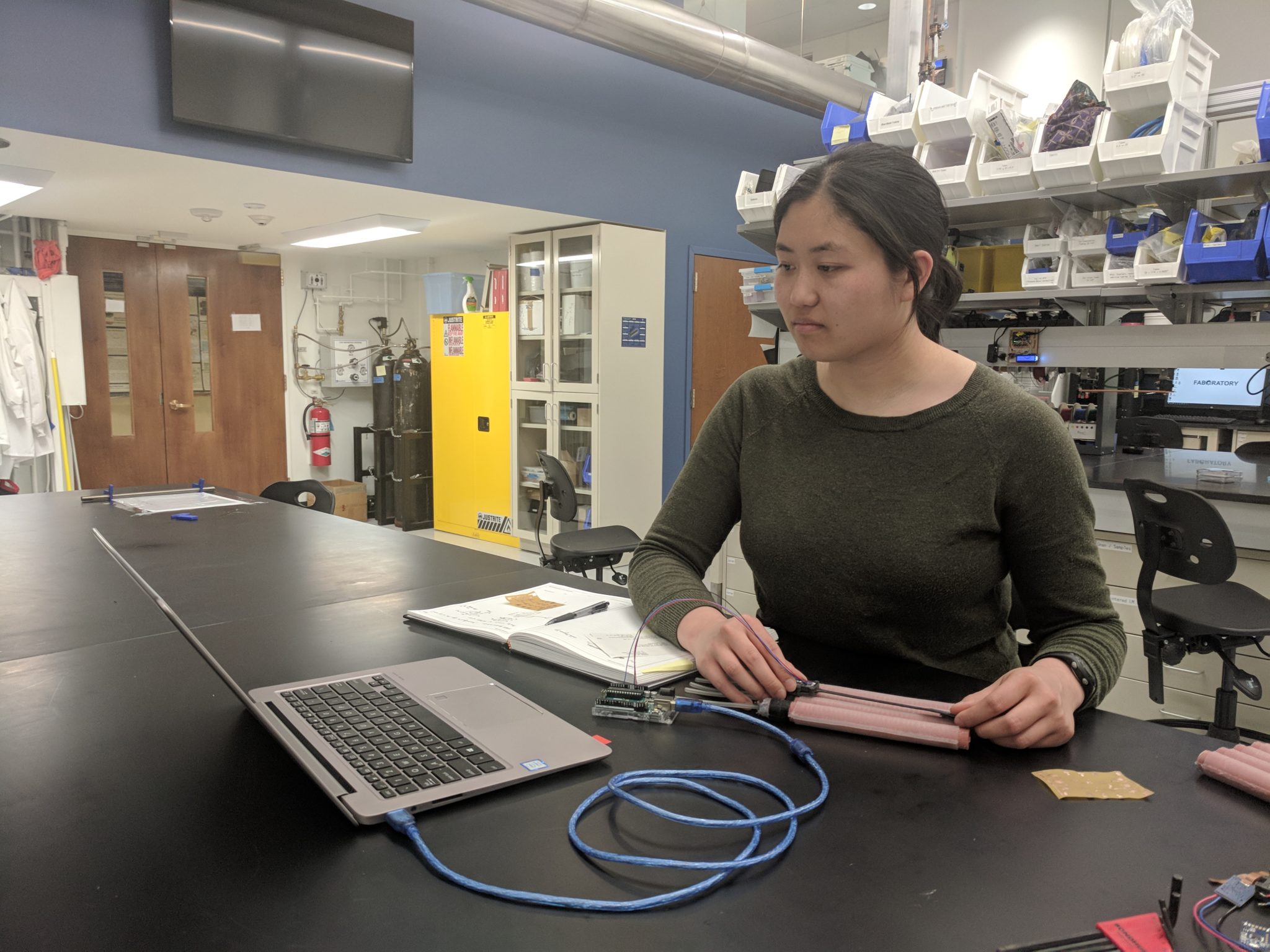 Michelle Yuen - NCCR Robotics